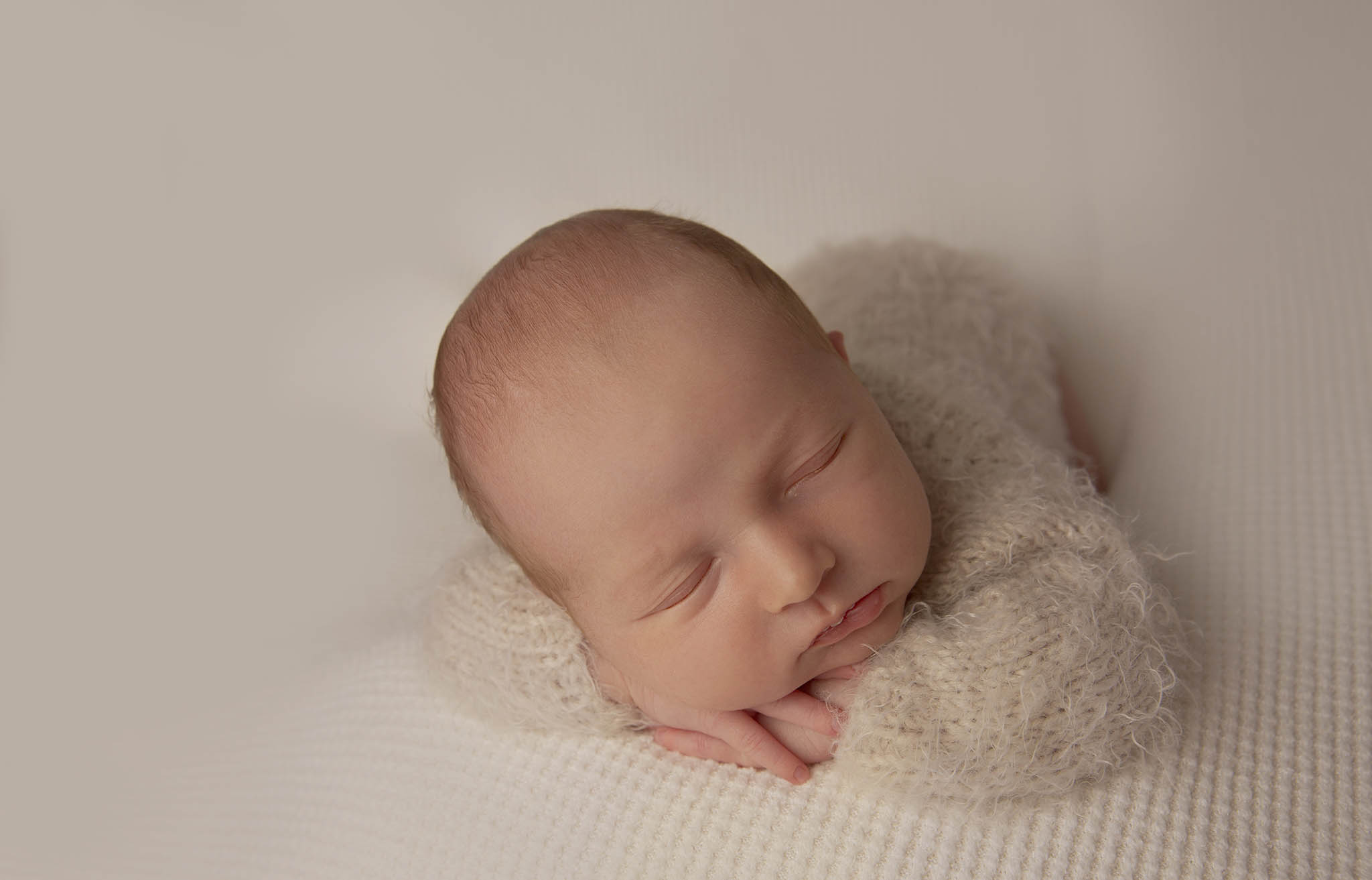 Newborn photographer based in Southampton & Hampshire
